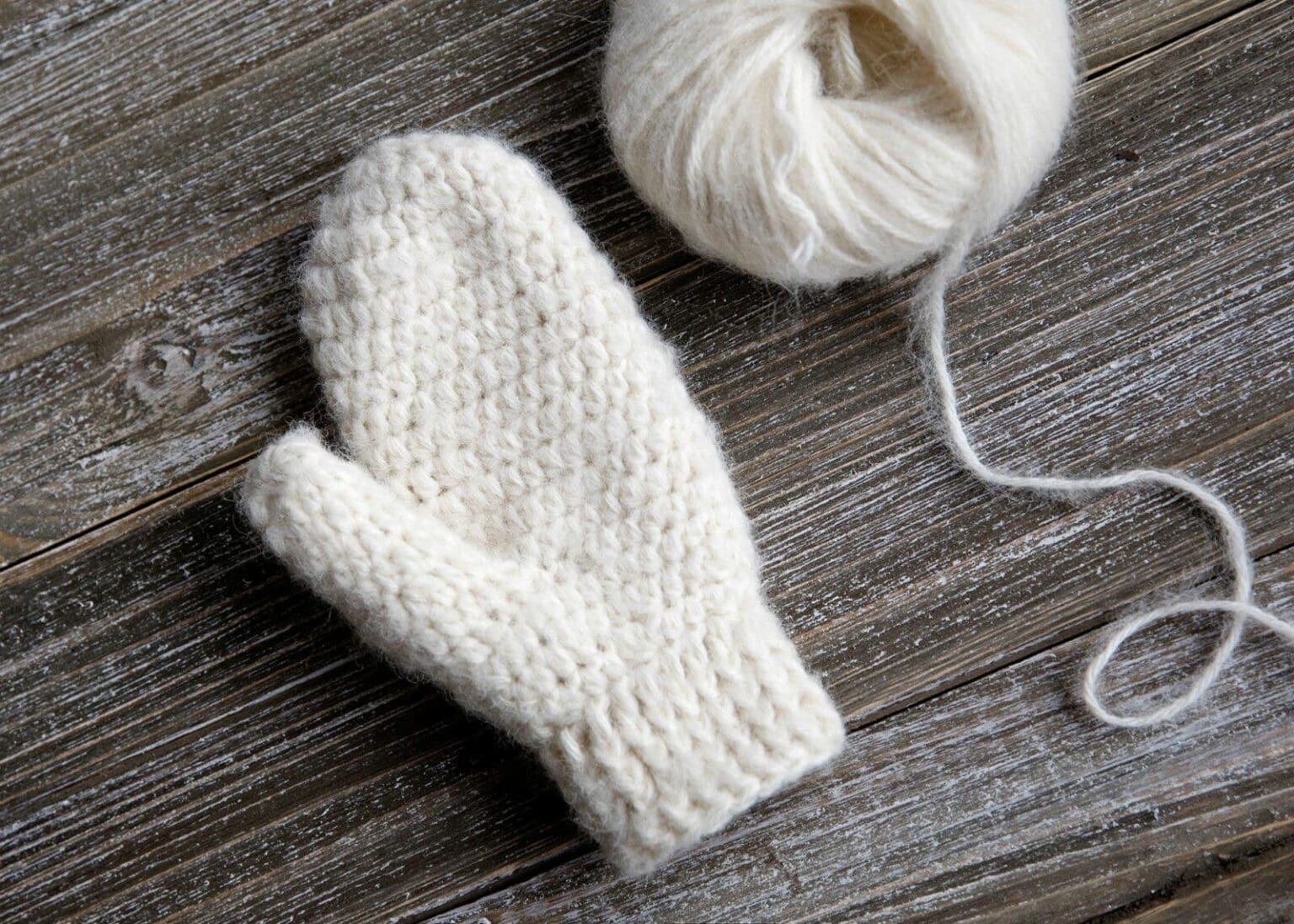 Fuzzy Warm Crochet Mittens - Leelee Knits