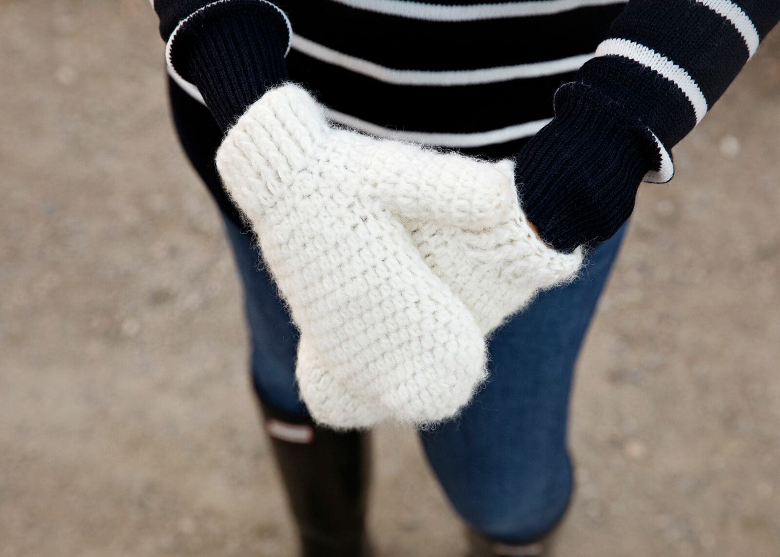 Fuzzy Warm Crochet Mittens - Leelee Knits
