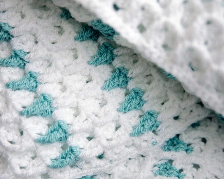 Free Crochet Bunny Pattern! - Leelee Knits