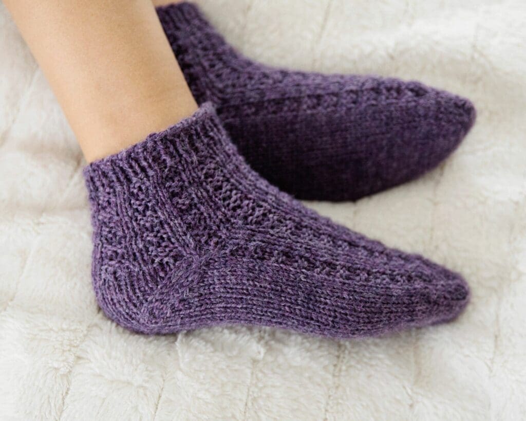 Toe Up Socks Knitting Pattern - Toasty Warm Autumn Socks - Leelee Knits