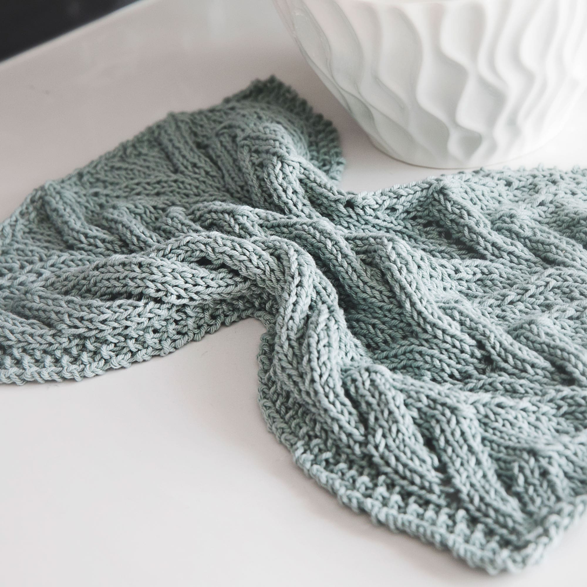 Lace Knit Kitchen Towel Pattern - Leelee Knits