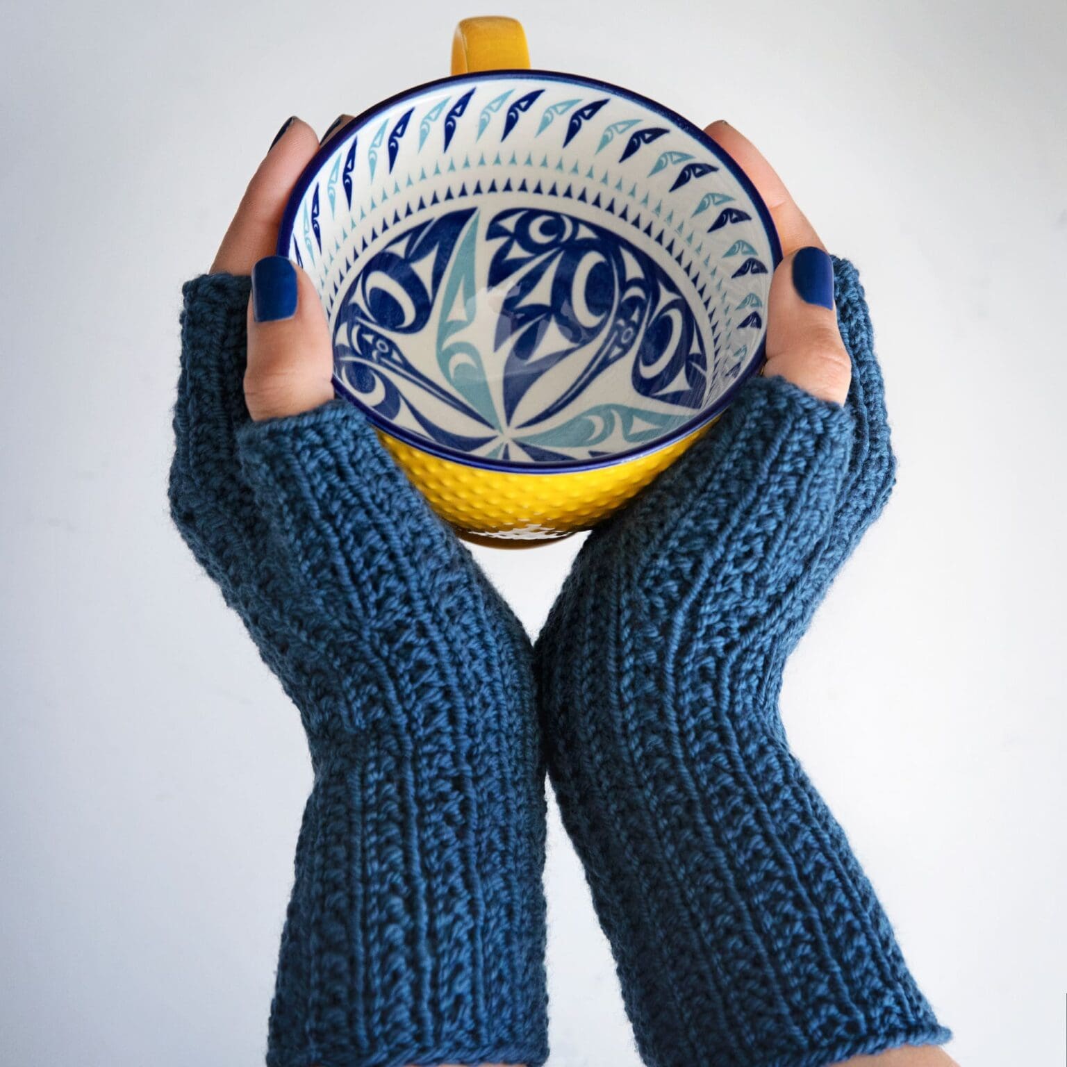 Stretch Knit Fingerless Gloves - Free Pattern - Leelee Knits